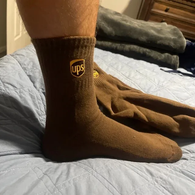 Custom Wholesale UPS Logo Brown Anklet Socks - Sporty & Sustainable