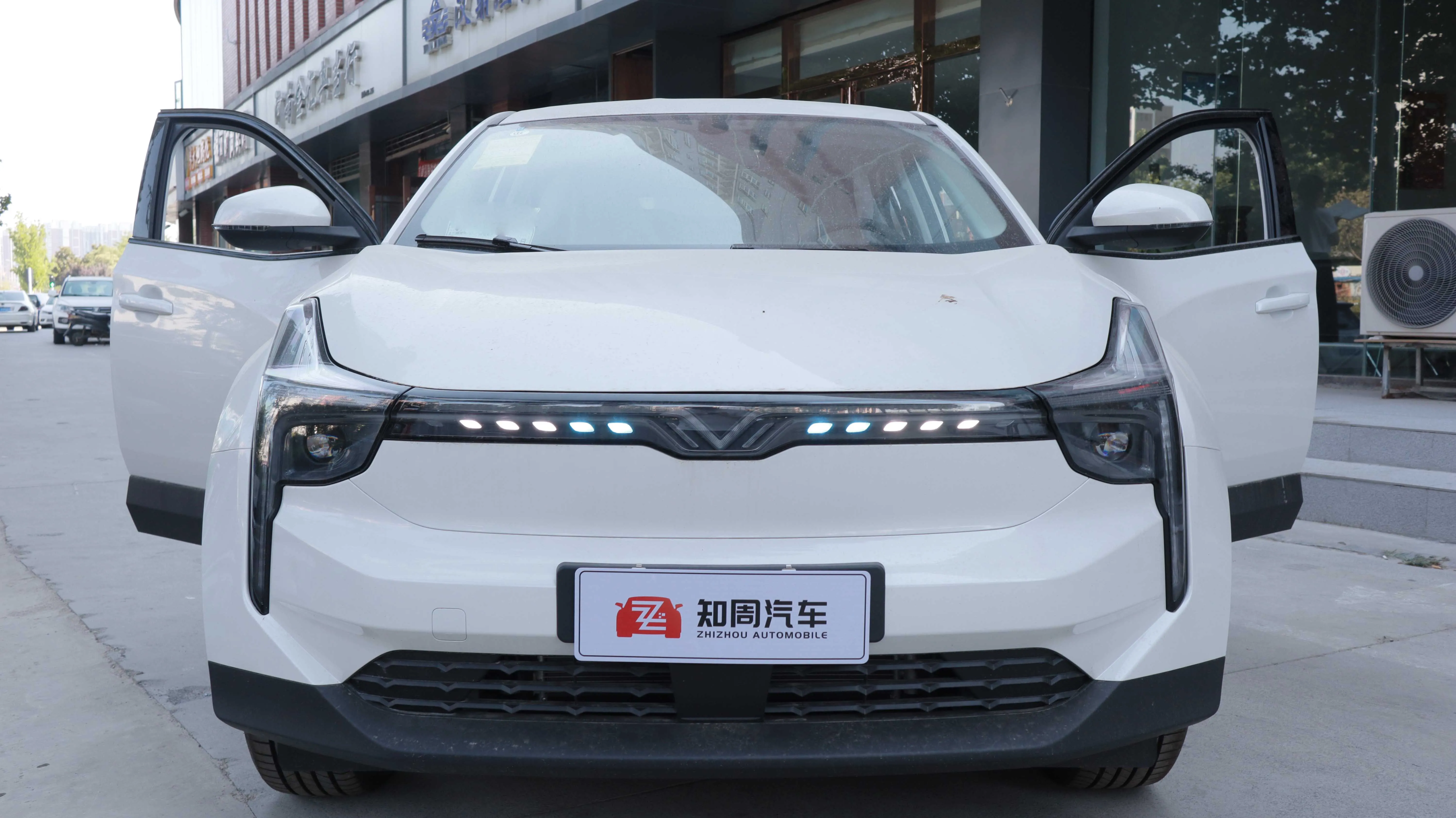 Nate U Pro Electric Car Ev Suv Drive 610km Range Fast Charge For Adults ...