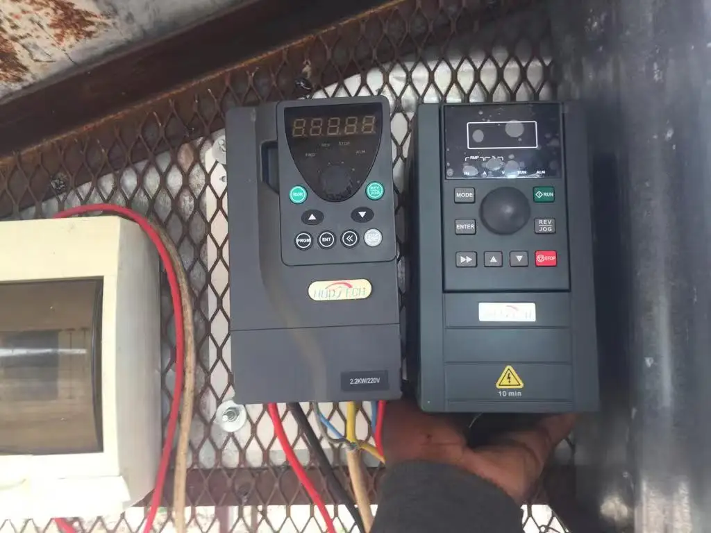 PV Solar Pump Inverter for Farm Irrigation and Borehole Water Pump ...