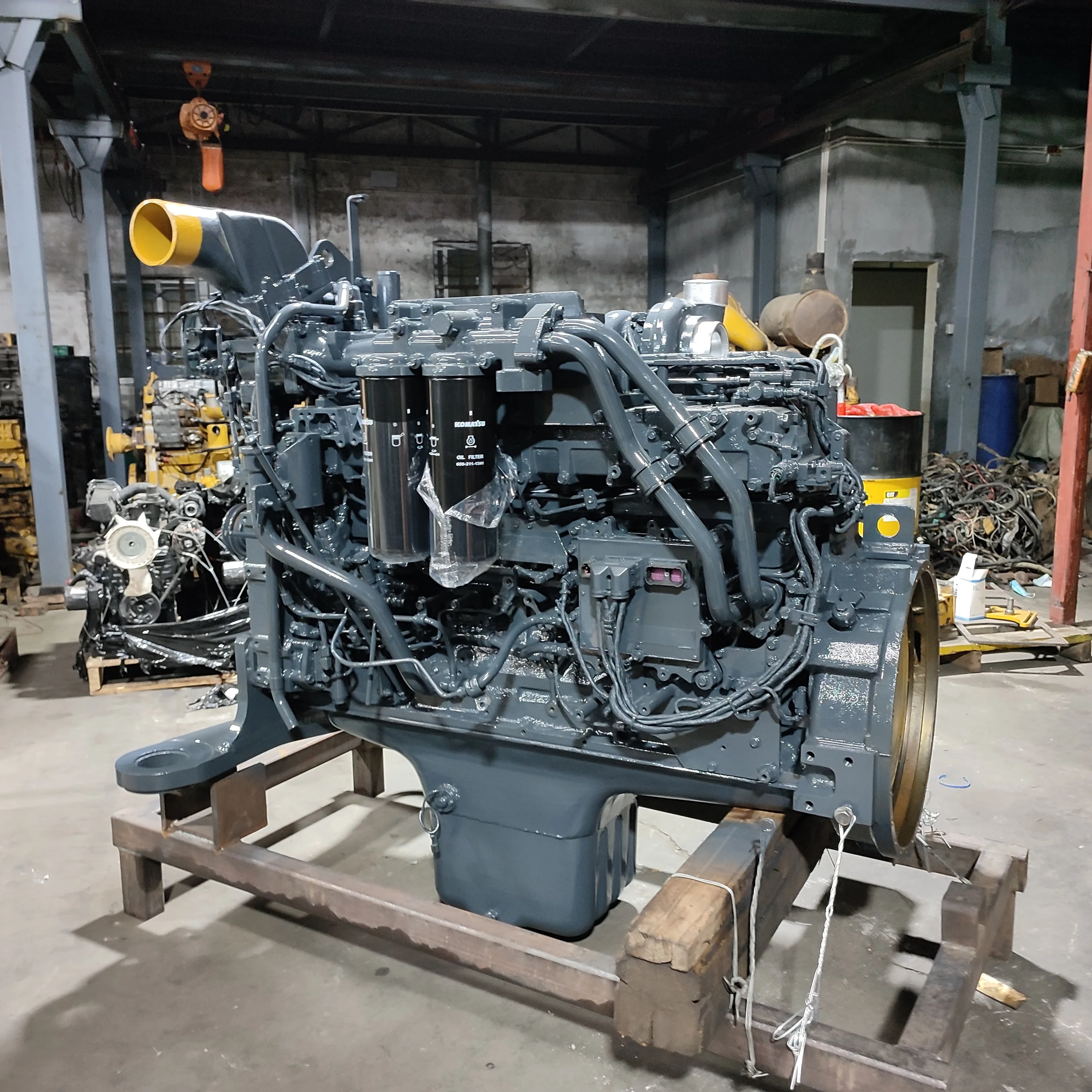 Rebuild S6D140E-5 SAA6D140E-5 Diesel Engine for Excavators