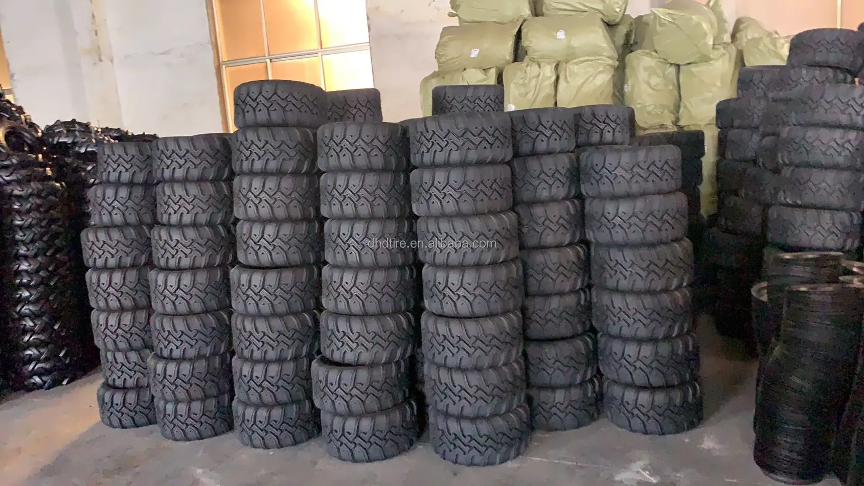 Small Walking Mini Tiller Tire Size of 4.00-8 Pneumatic Rubber Tire for ...