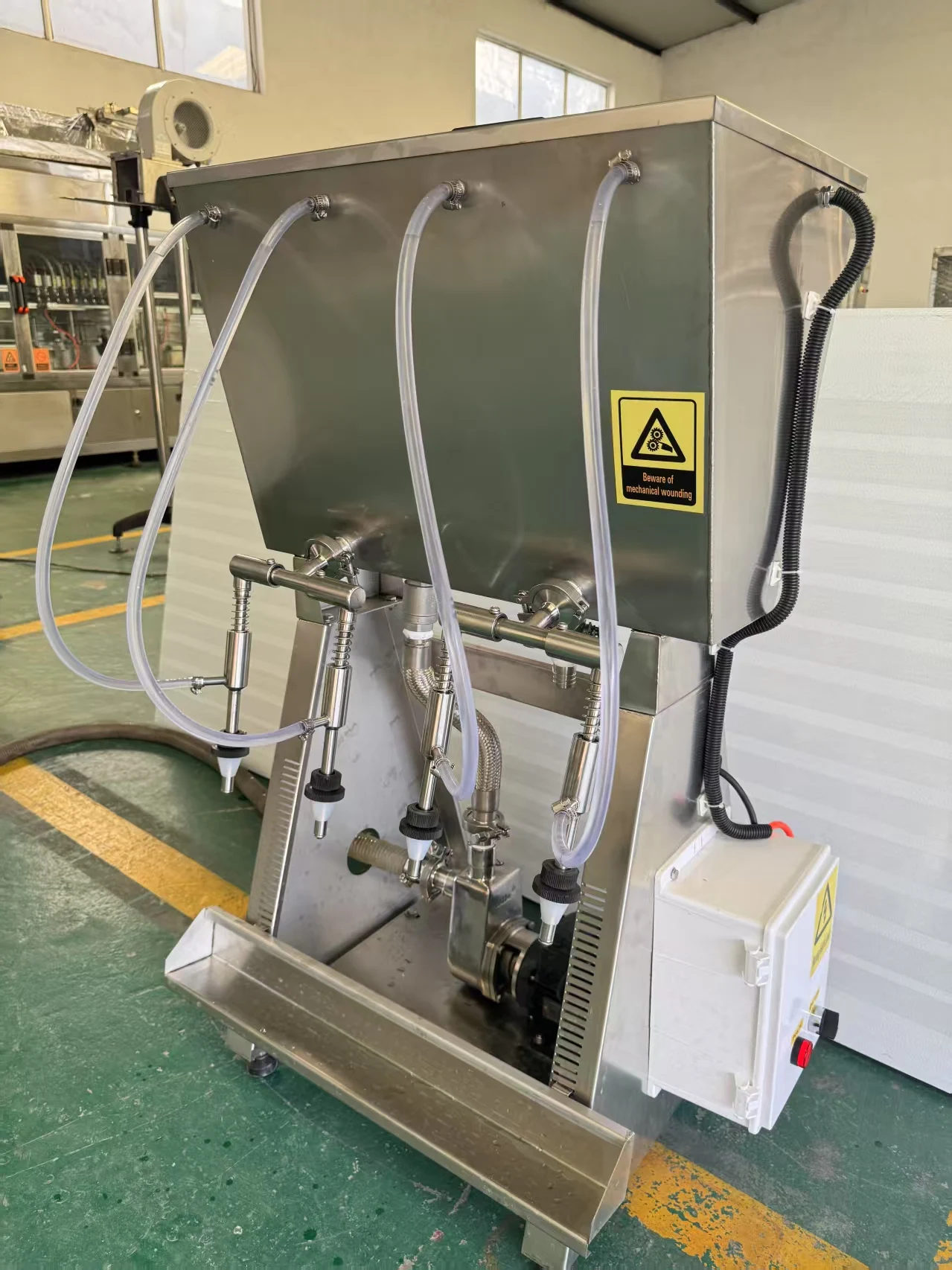 Semi-auto Compact 1-5L Precision Volumetric Filler for Liquids