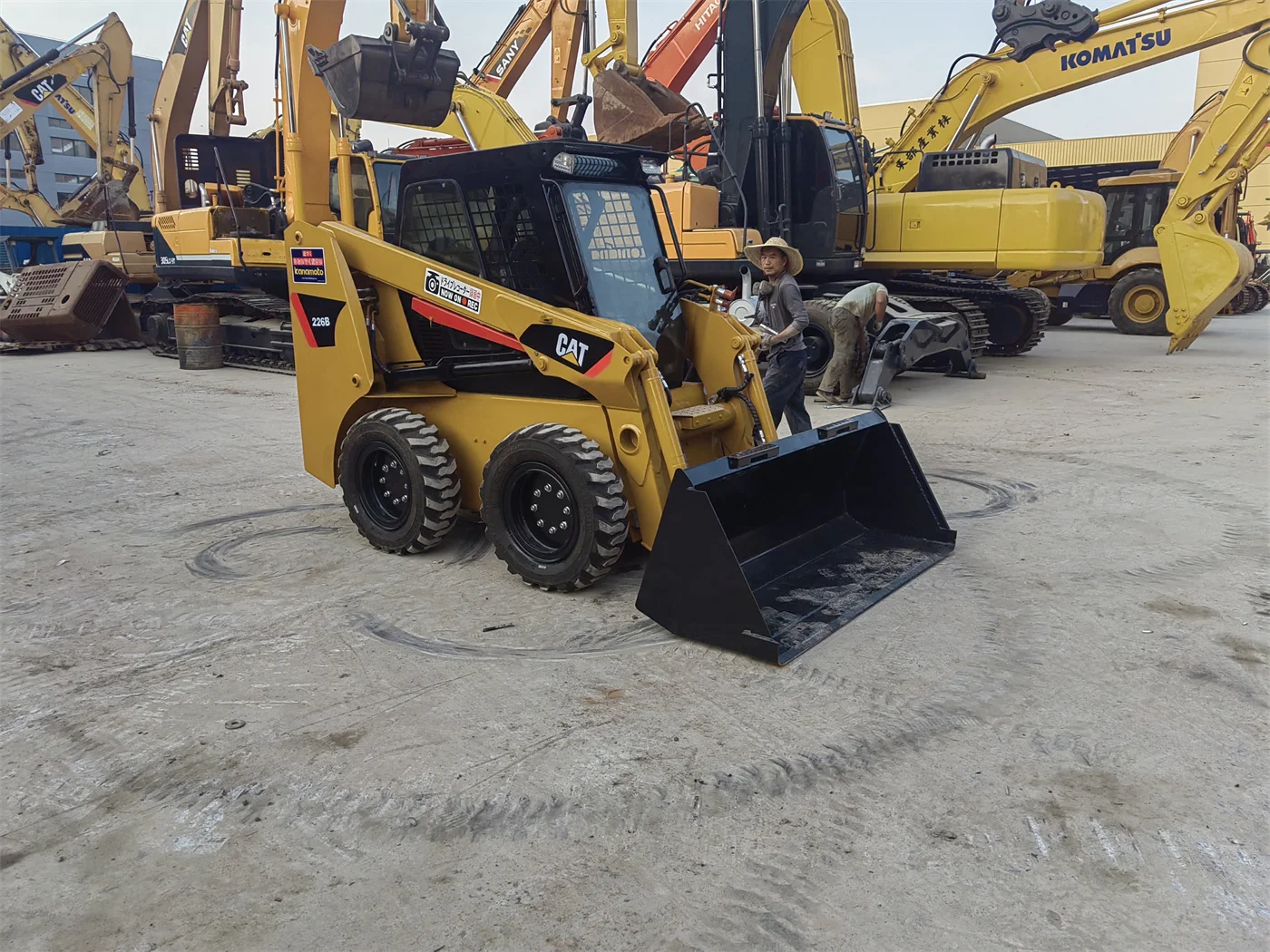 Used 226b Caterpillar Cat Mini Loaer| Alibaba.com
