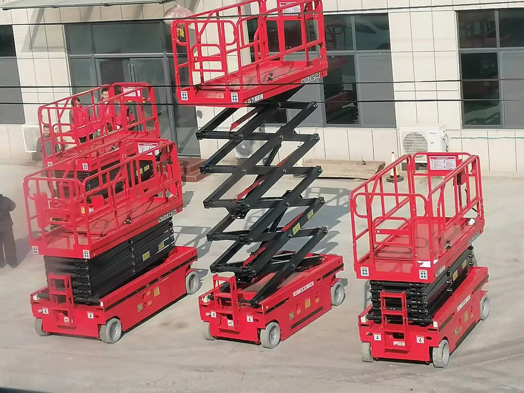 Quality Assurance Hydraulic Scissor Lift High-lift Platform Car Lift ...