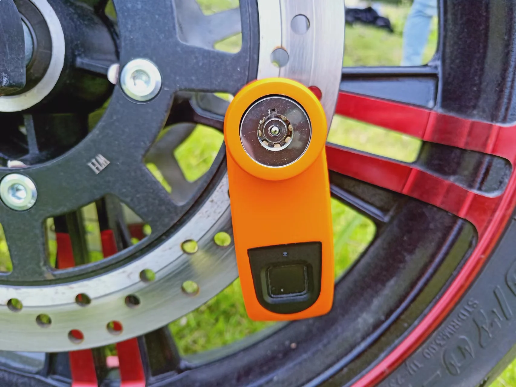 Rechargeable Alarm Disc Brake Lock Fingerprint Disc Lock Anti-theft ...