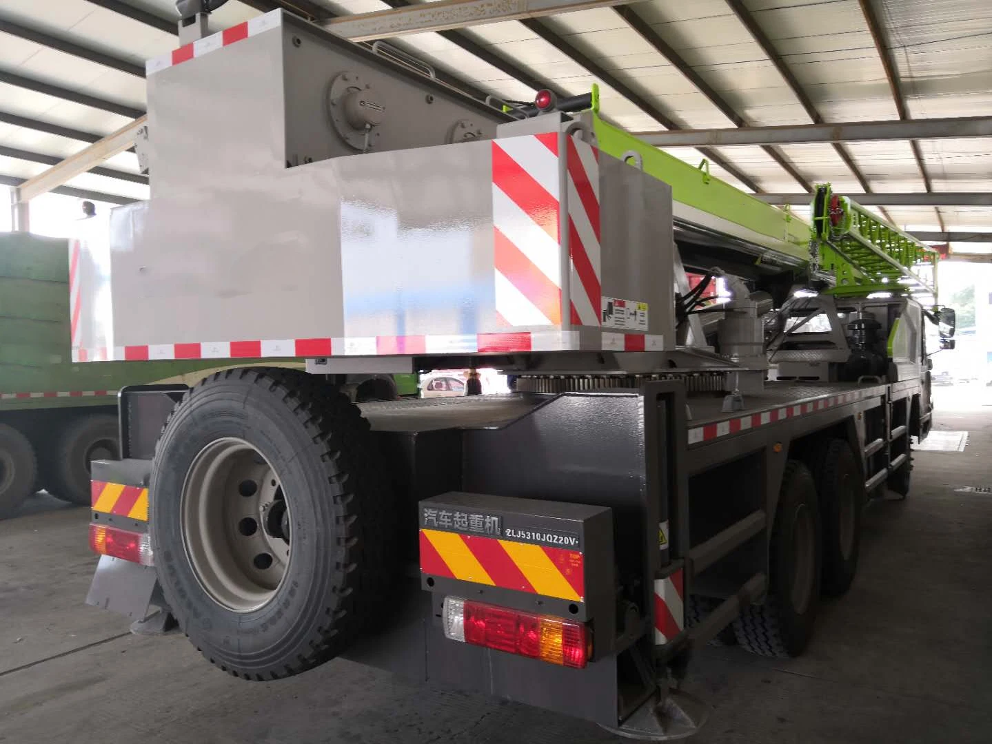25 Ton Mobile Hydraulic Truck Crane Hydraulic Truck Crane 25 Ton Truck ...