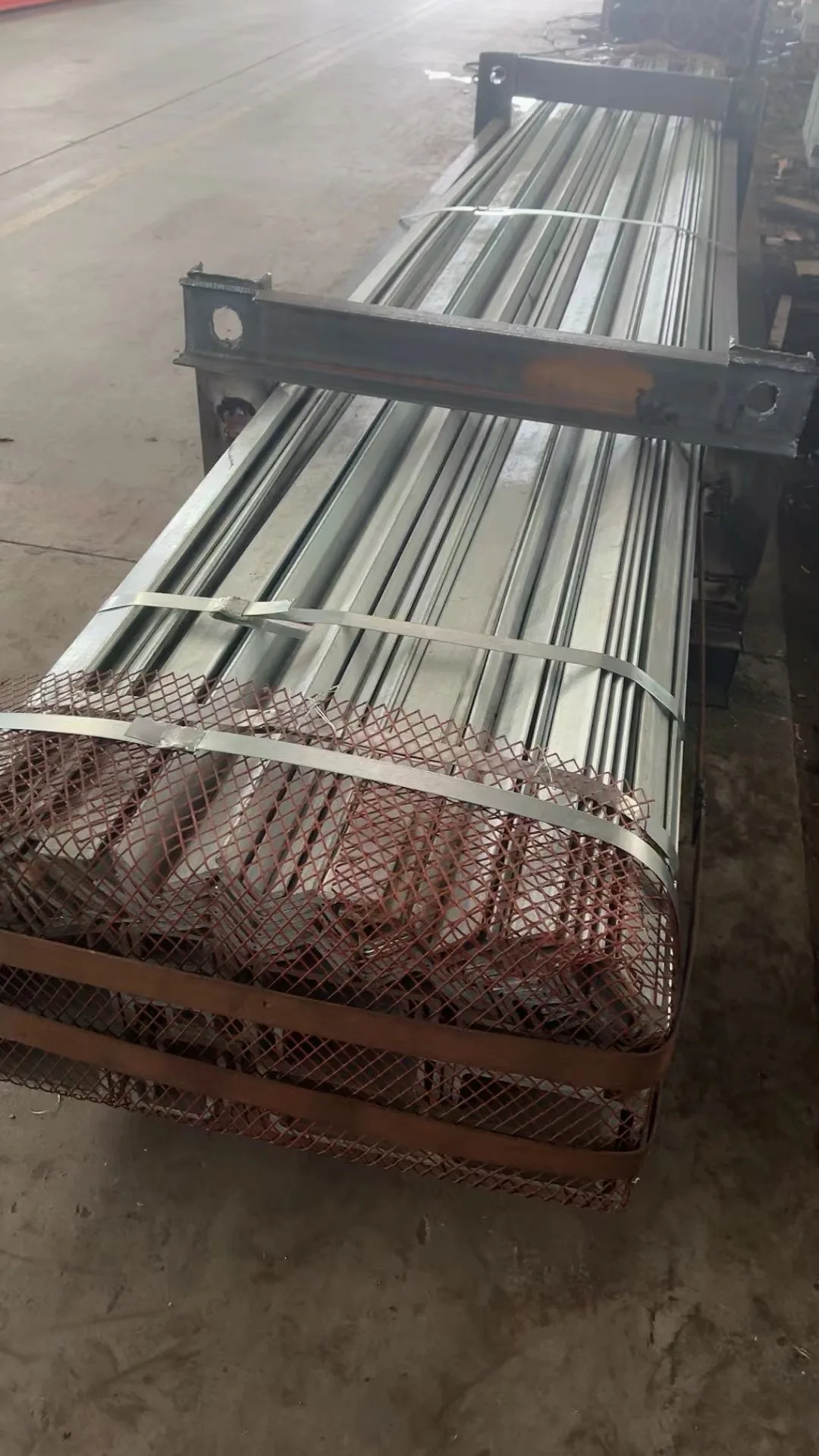 Galvanised Steel Brackets System Solar Array Ground Mounting System ...