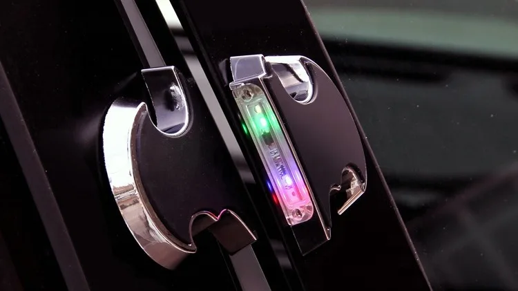 Car Door Open Warning Light Bat Universal Car Led Opening Door Safety ...