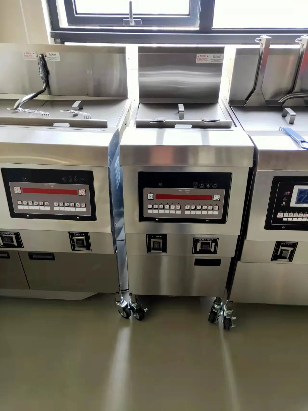 VF-100 Electric Chips Warmer - Ideal for Fast Food Restaurants