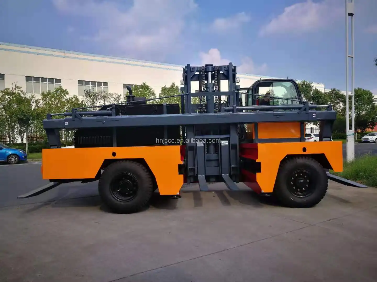6 Ton Side Loader Forklift - Japanese Engine & Outdoor Use