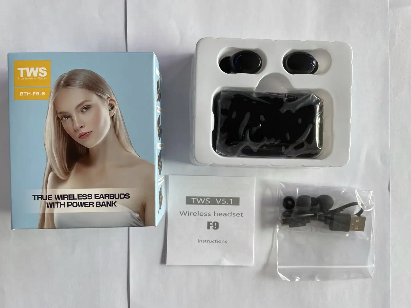 Audifonos-bluetooth F9 Tws F9 5 5.0 Wireless Earbuds Earphone With 800mah - Buy Audifonos ...