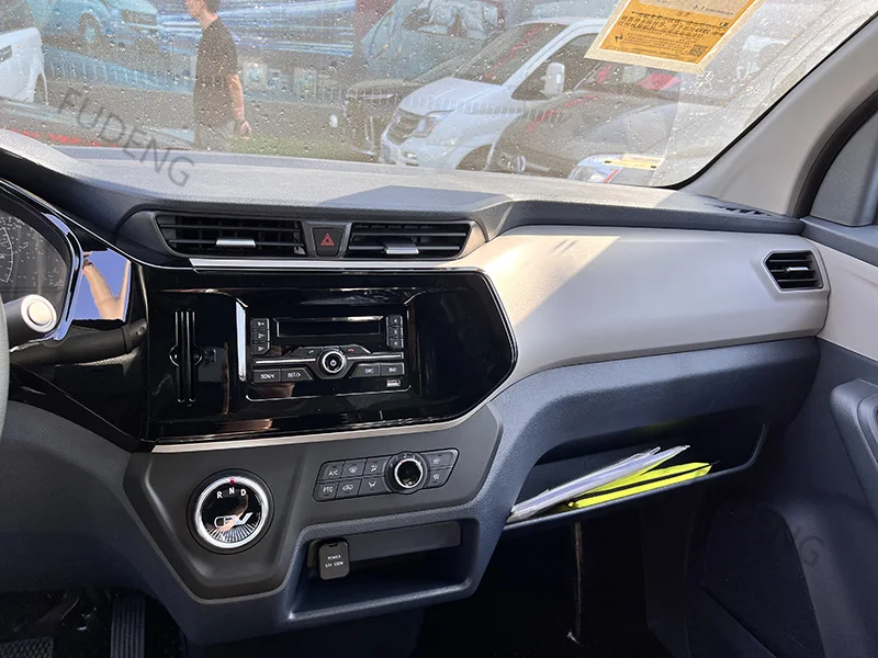 Maxus Ev30 Saic Maxus Ev30 Electric Logistics Vehicle Electric New Mpv ...