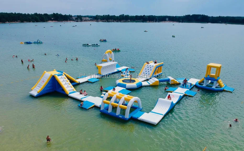 Outdoor Giant Inflatable Aqua Park Water Obstacle Course Inflatable ...