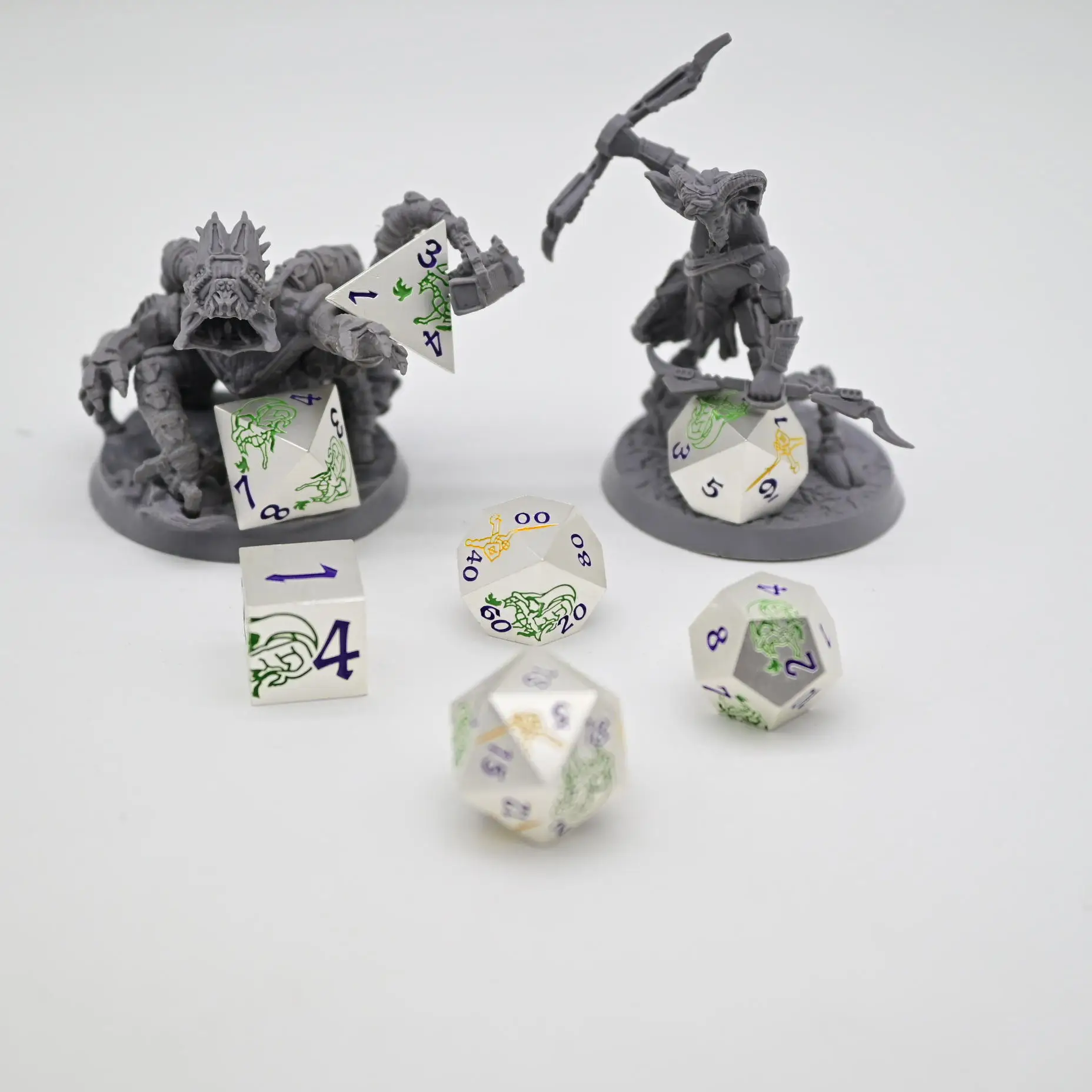 LM DND Warrior D20 Carving Dice Set 16mm Black Zinc Metal for DND 5E ...