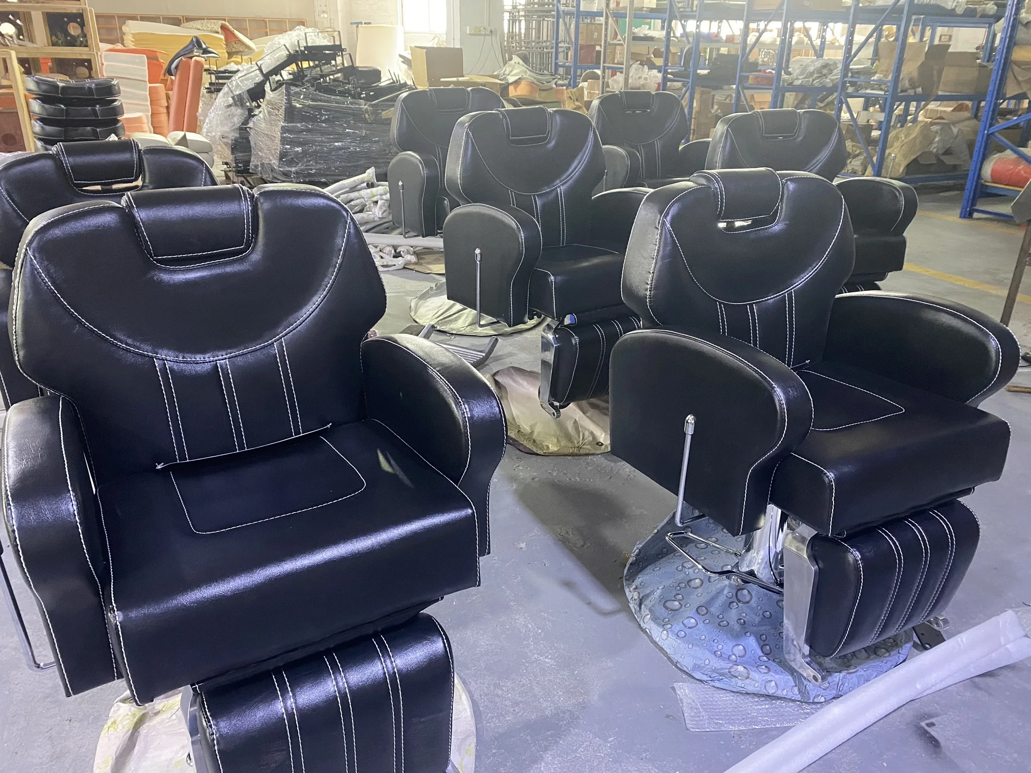 2023 Luxury Black Woman Vintage Haircut Barber Shop Furniture Set Chair ...