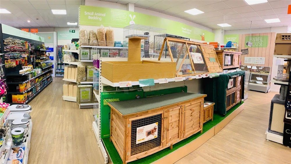 Modern Pets Retail Shop Interior Layout Design - Pet Dog Clothes Display