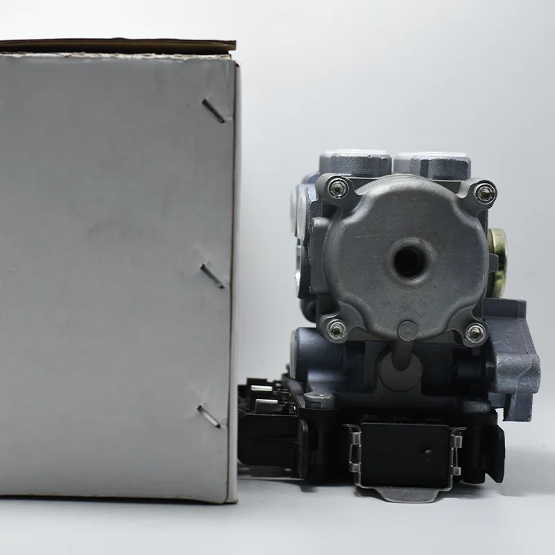 Truck Parts ECU Kit EBS Relay Valve OE 4005001030 4005000880 4005000700 ...