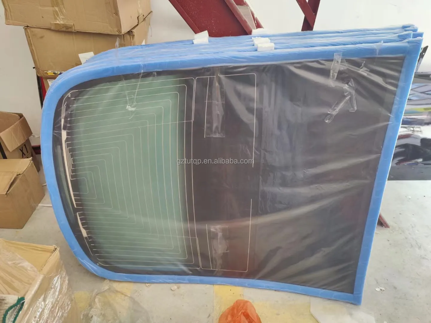 OEM Tesla Model 3 Rear Window Glass 1472925 - Replace/repair