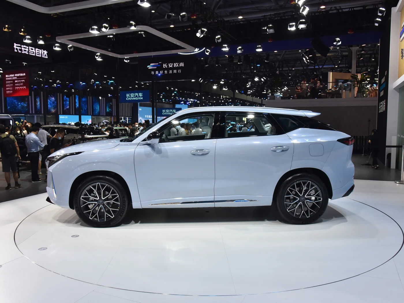 Sz In Stock Changan Auchan Z6 Idd 2022 Version Plug In Hybrid Car 0km ...