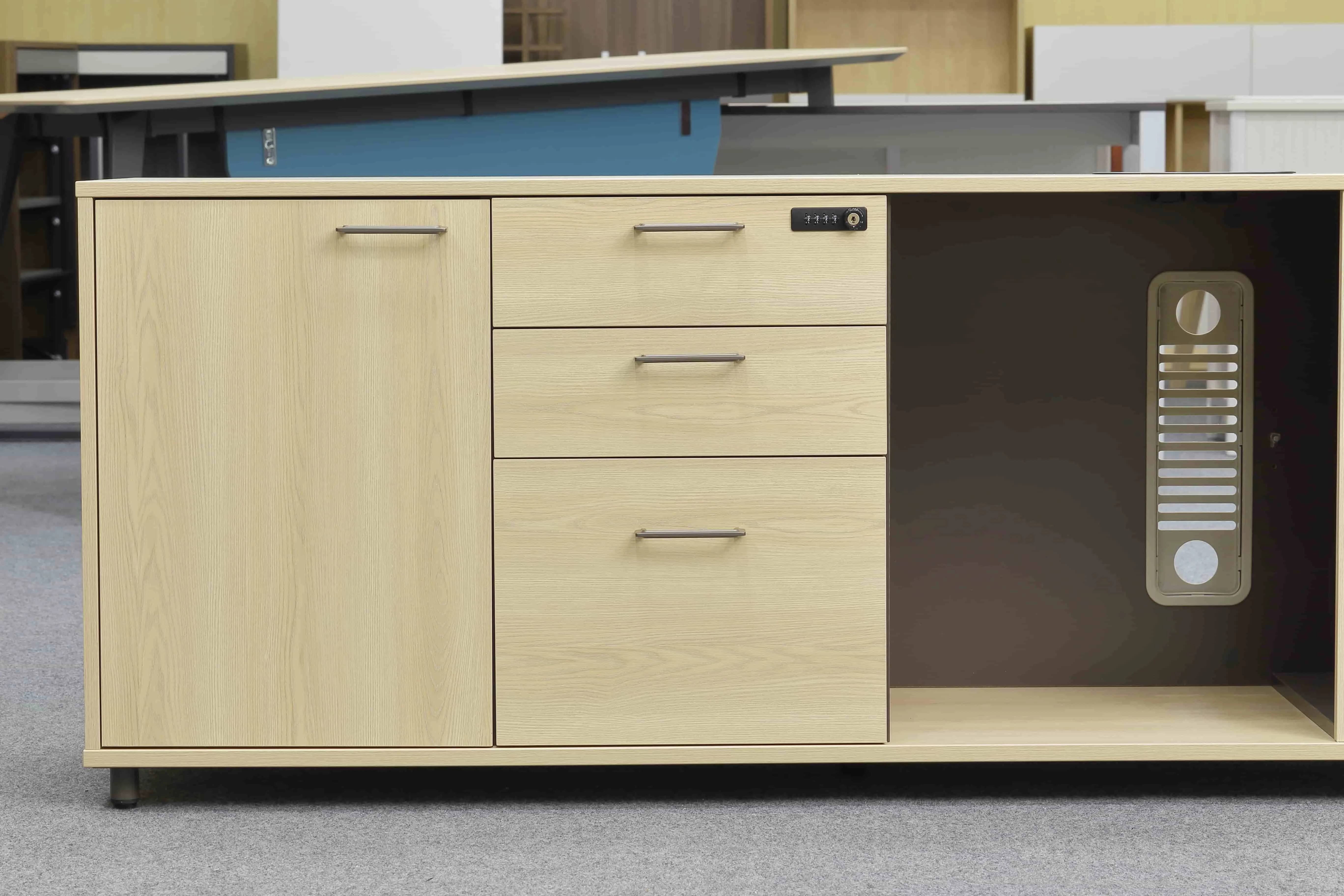 Metal Leg Office Table - Executive Desk with Chair