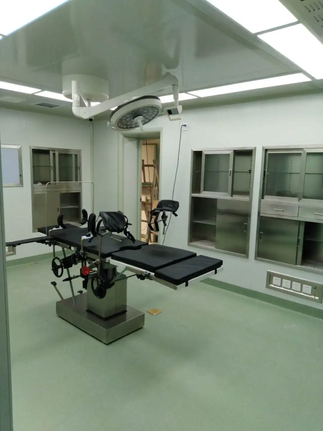 Electric Urological Table - Advanced Patient Operating Solution