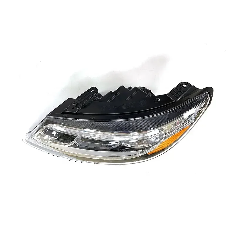 KIA SORENTO Headlight - Auto Lighting System OE 92101-2P530