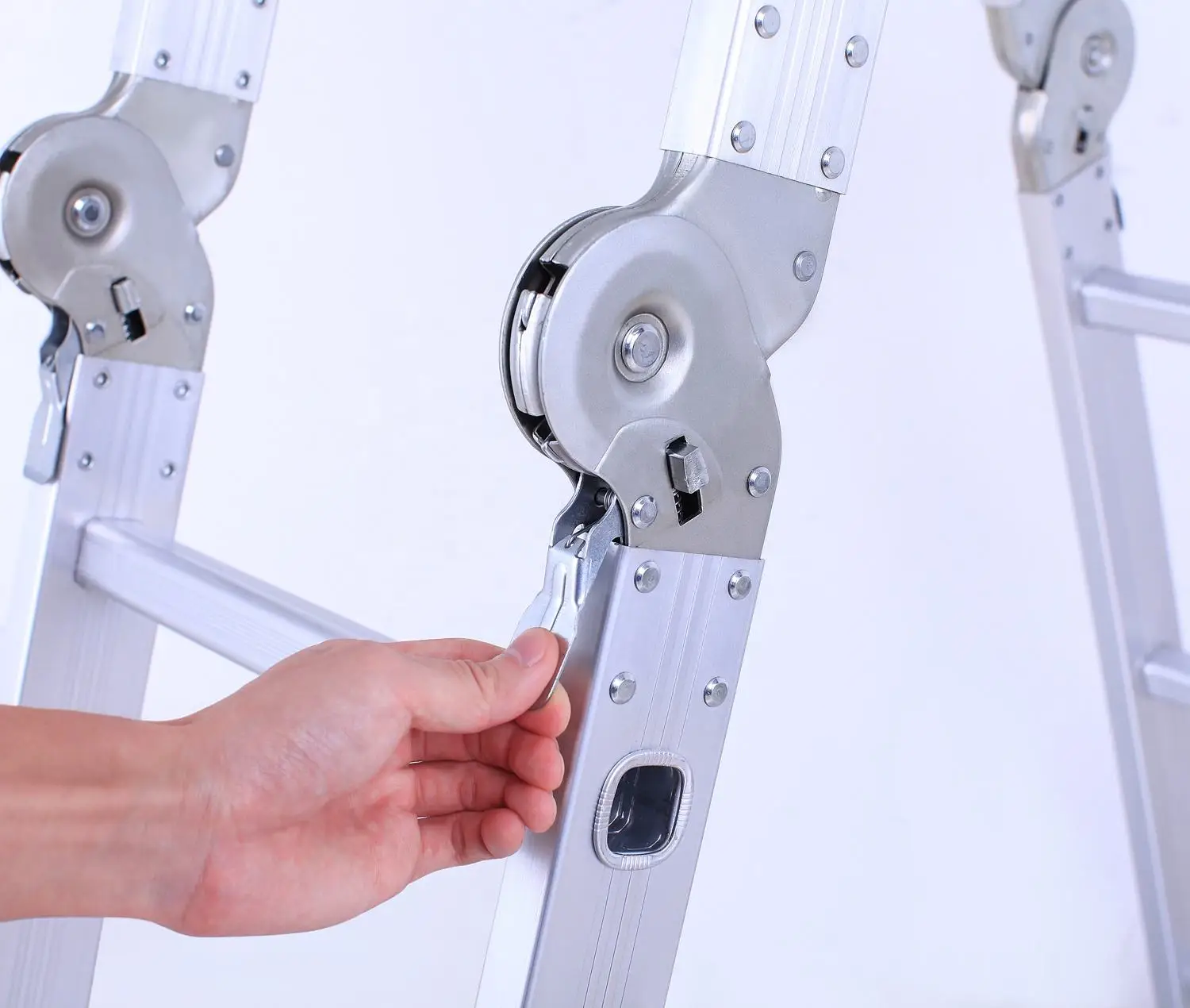 SUNWAY Aluminium Folding Ladder of Small Hinge 4X2 Multi-Purpose Ladder ...