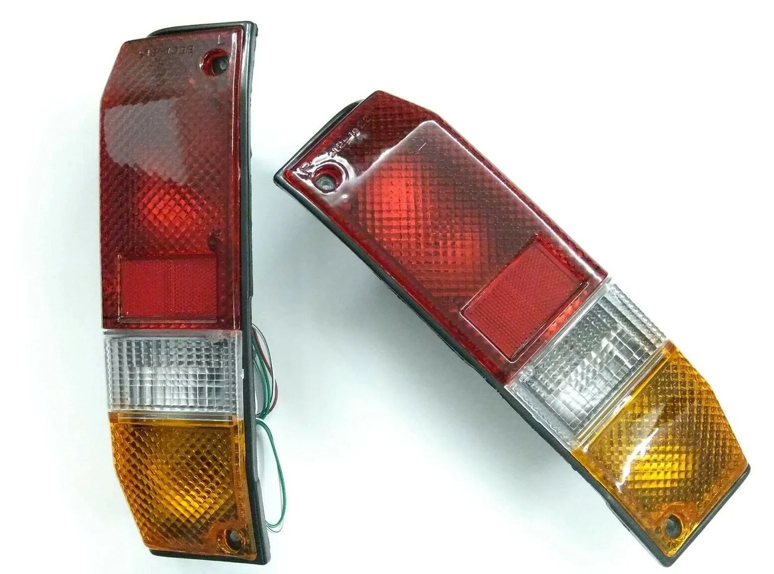 Auto Parts Body Kits - Tail Lights for Toyota Land Cruiser