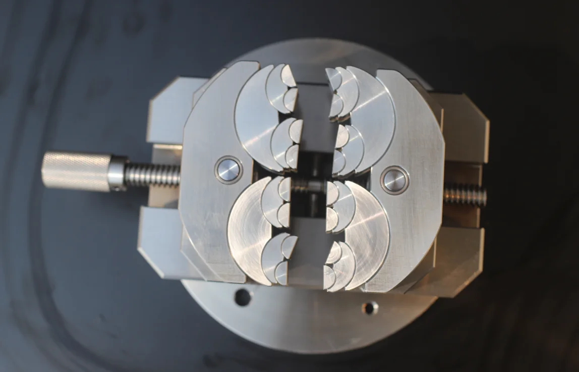 Fractal Vise for 3D Printing in Stainless Steel - OEM | Wholesale