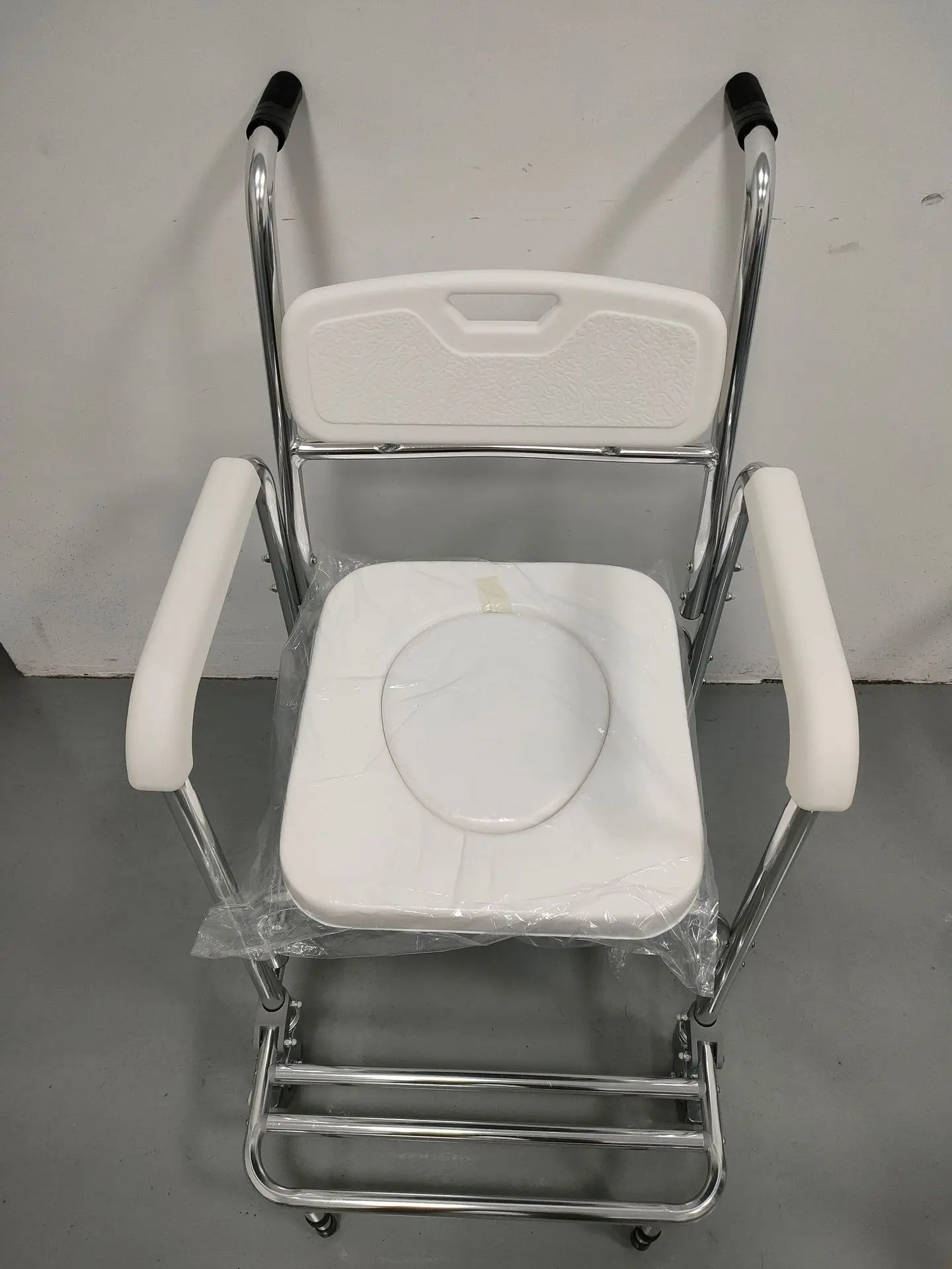 BA329 Steel Adjustable Perching Stool Shower Chair With Backrest For ...
