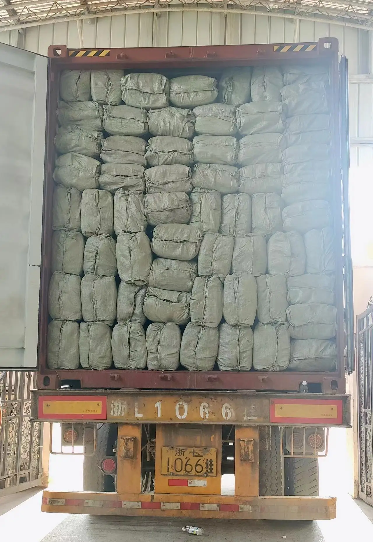 Skin Moving Blankets 80" X 72" Pro Economy Blue/black Shipping ...