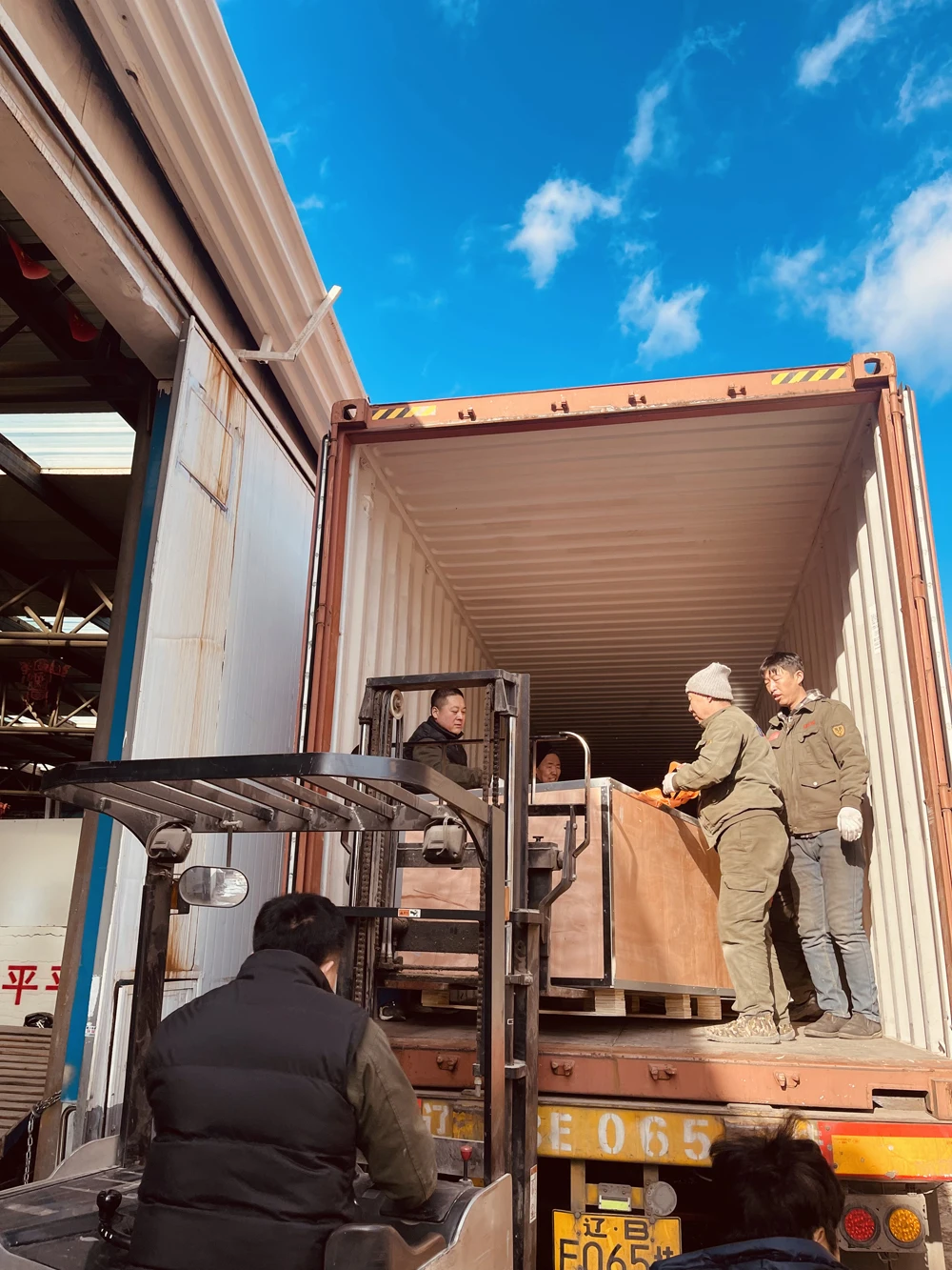 Modern Steel Conference Room Broadcast Console Table Factory Wholesale ...