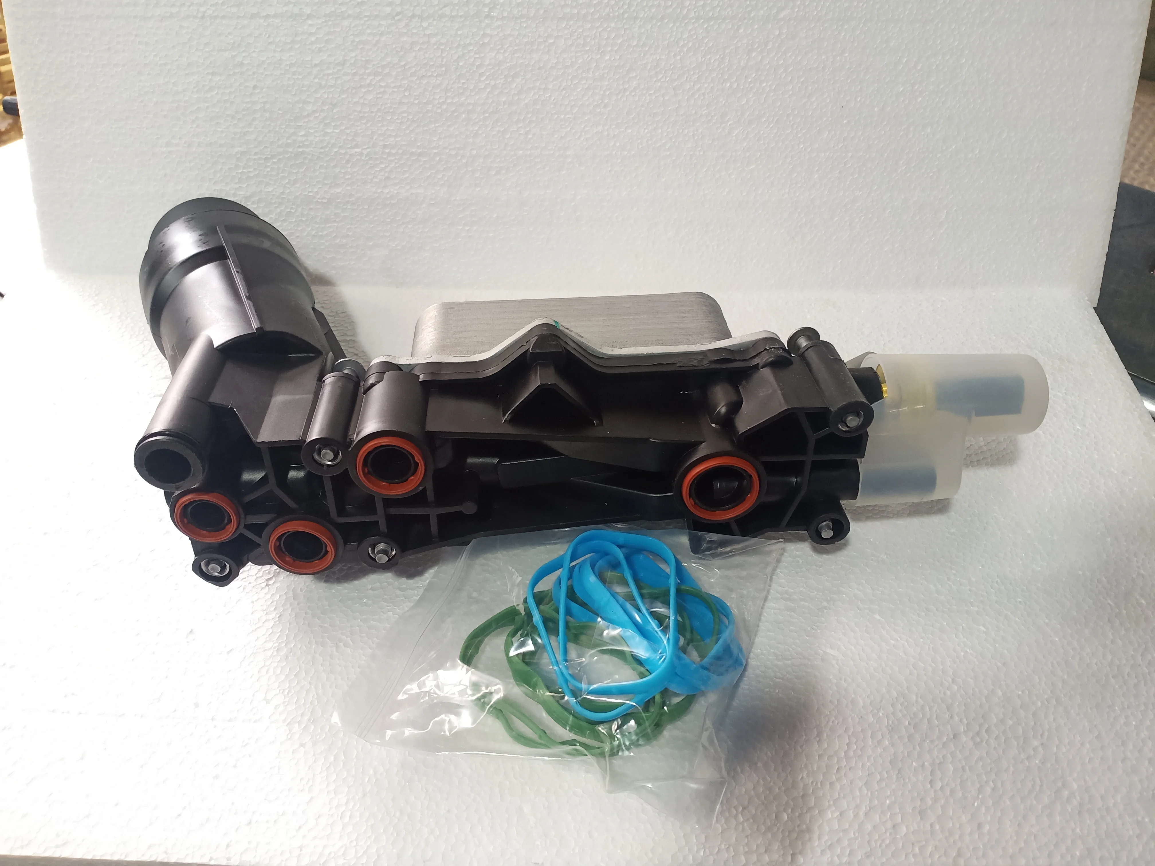 High Quality New Oil Cooler Element 68105583AF Oil Filter Housing ...