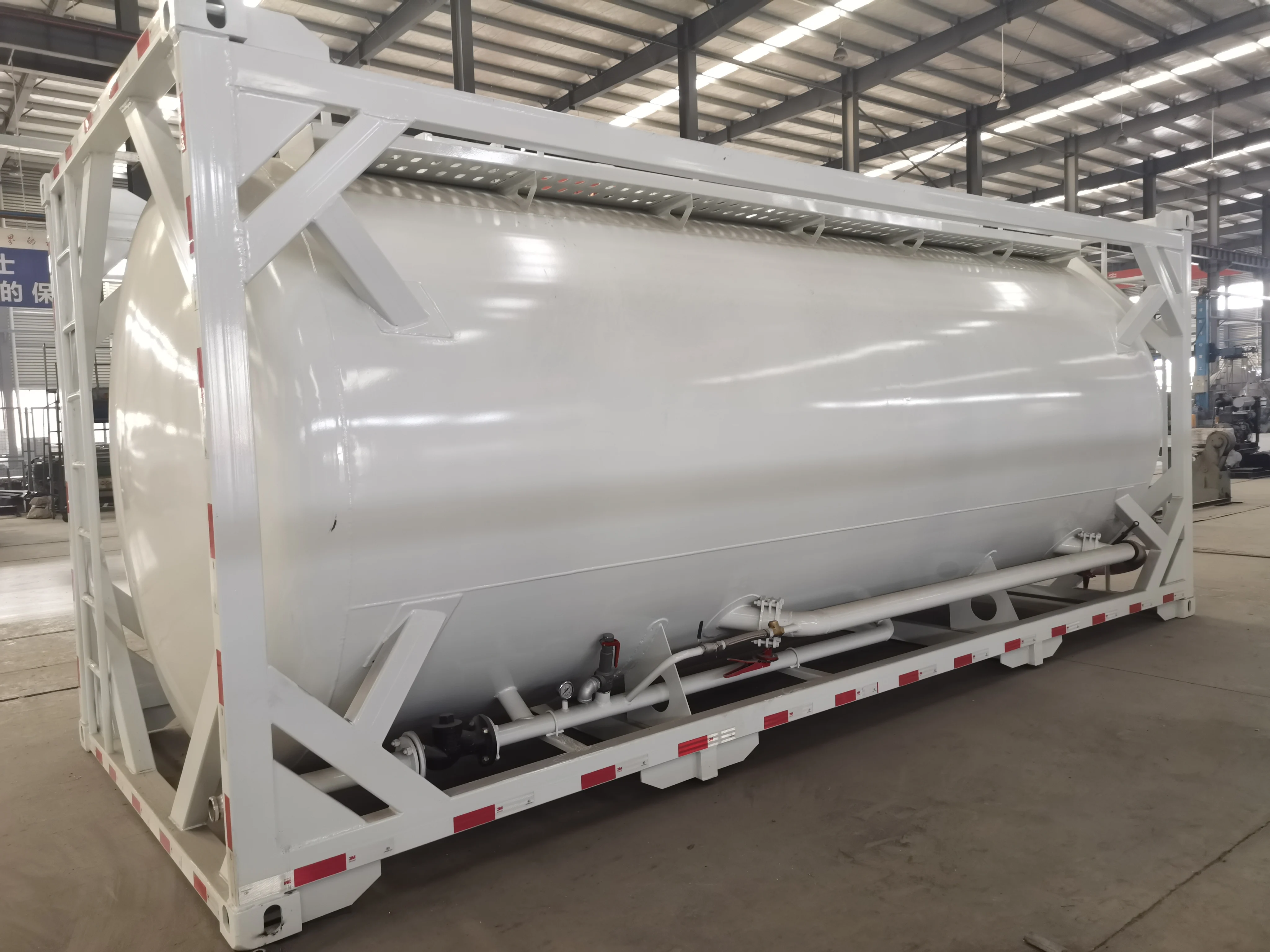 ISO 20ft Bulk Cement Tank Container Powder Tanker With Diesel Engine ...