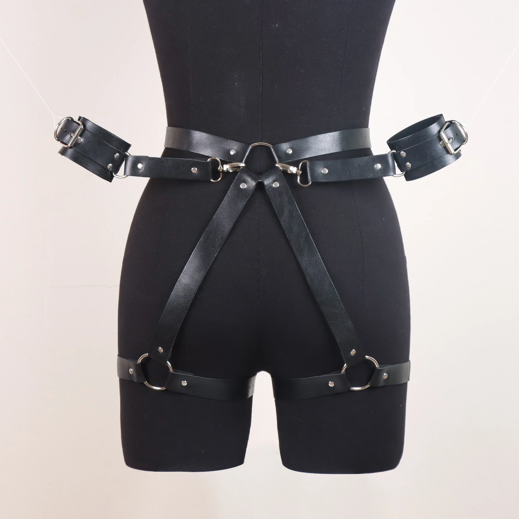 PU Leather Leg Garter Harness Set Rivet Thigh Harness Belt Black ...