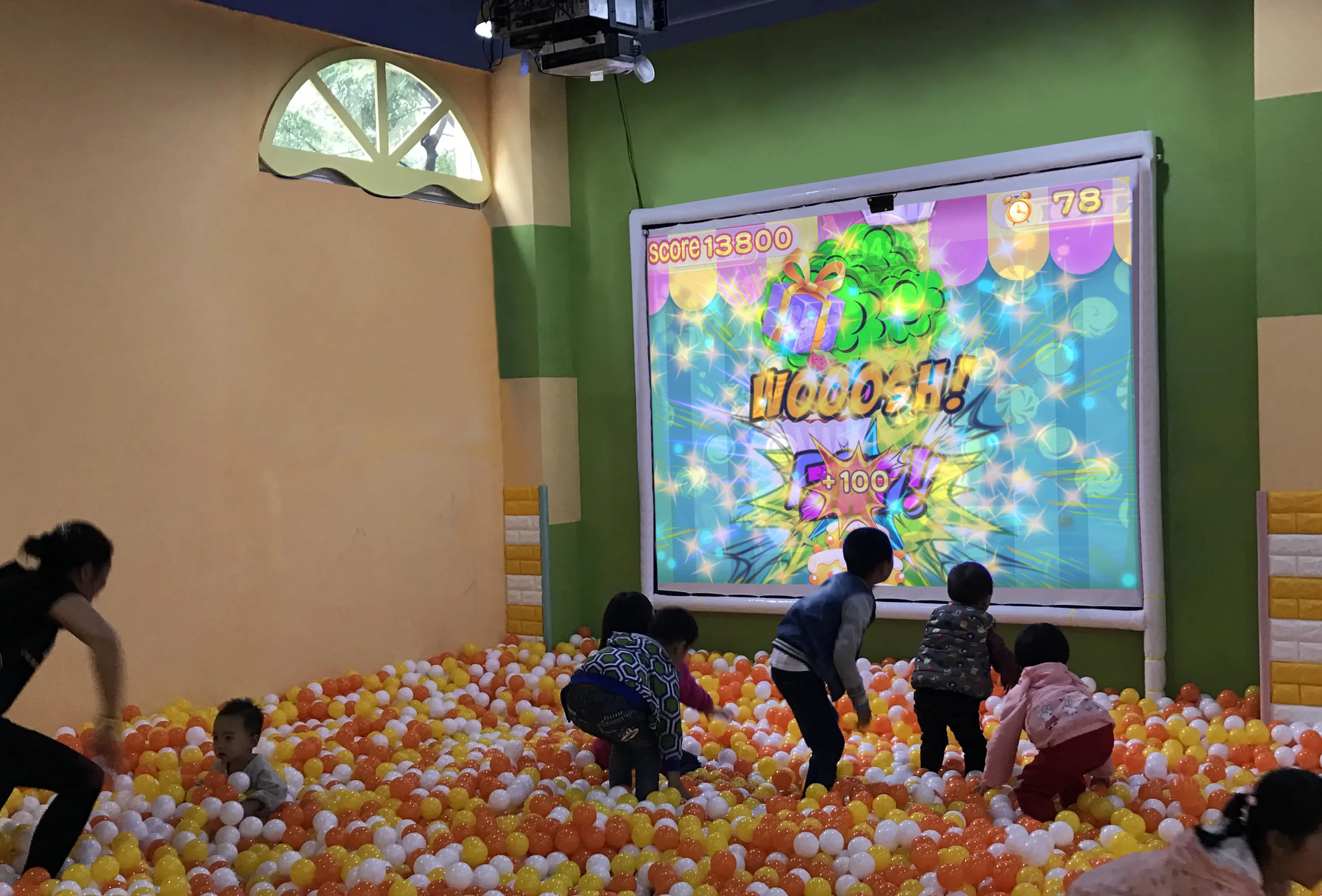 Advertising Equipment Shopping Mall Amusement Park Interactive ...