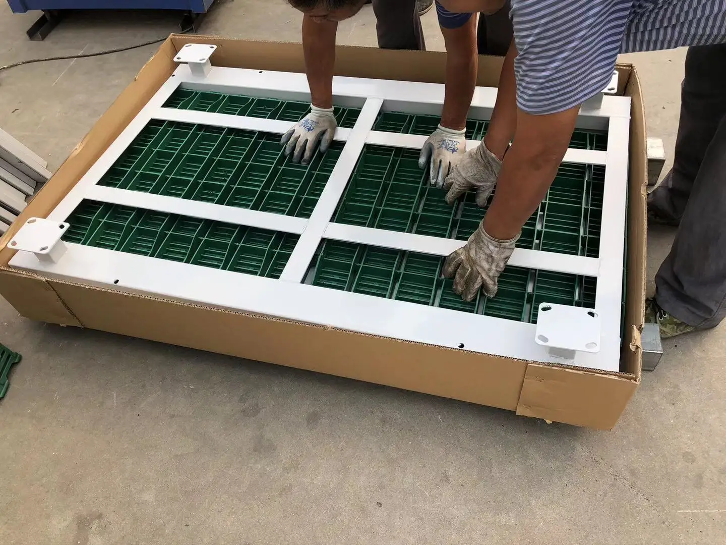 Livestock Equipment - Cattle Box Calf Hutch Calf House Cage