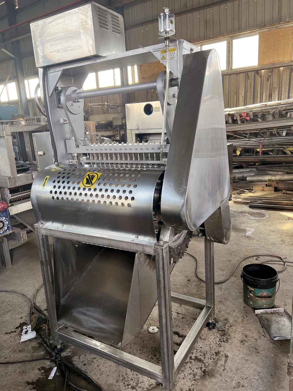 Roller Type Cherry Pit Seed Remover Machine Destoner Plum Olive Pitting ...