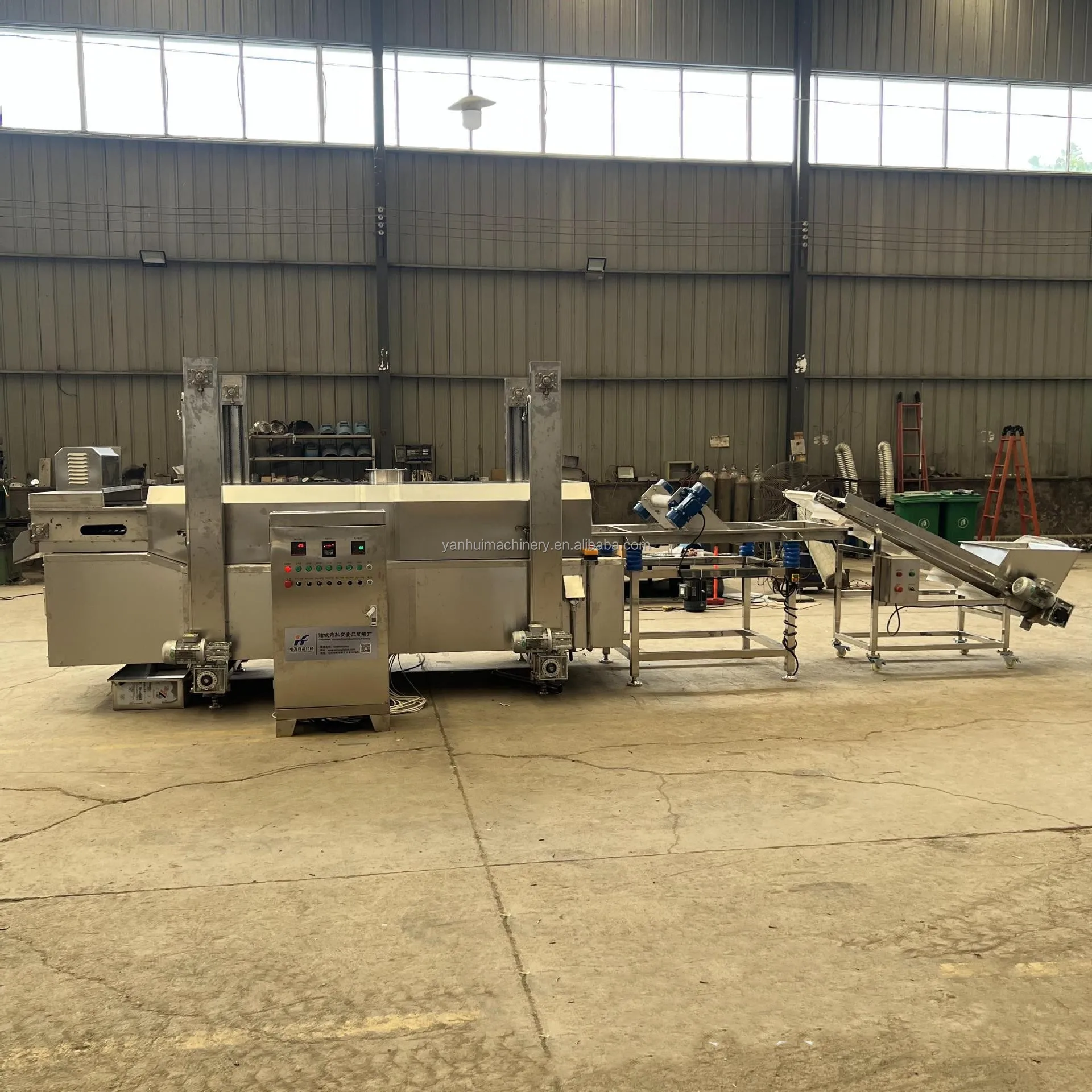 Banana Chips Pigskin Fish Skin Frying Machine For Fish Skin Automatic ...