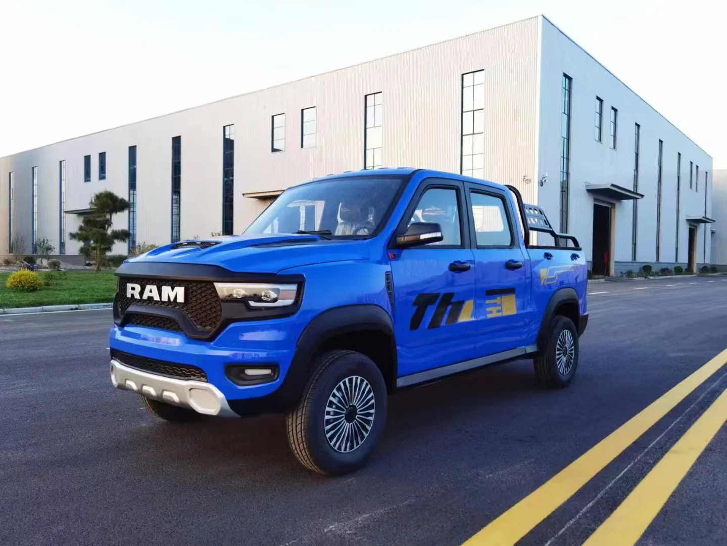 RAM Pickup with Cargo Box - Adult Driving 4-Wheel Electric Truck