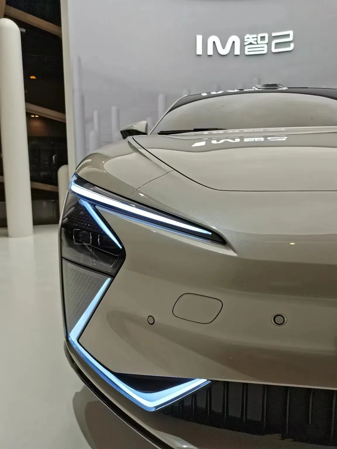2024 Ev Cars Im L7 Saic Zhiji L7 Pro Adult New Cars Long Range Ev China ...