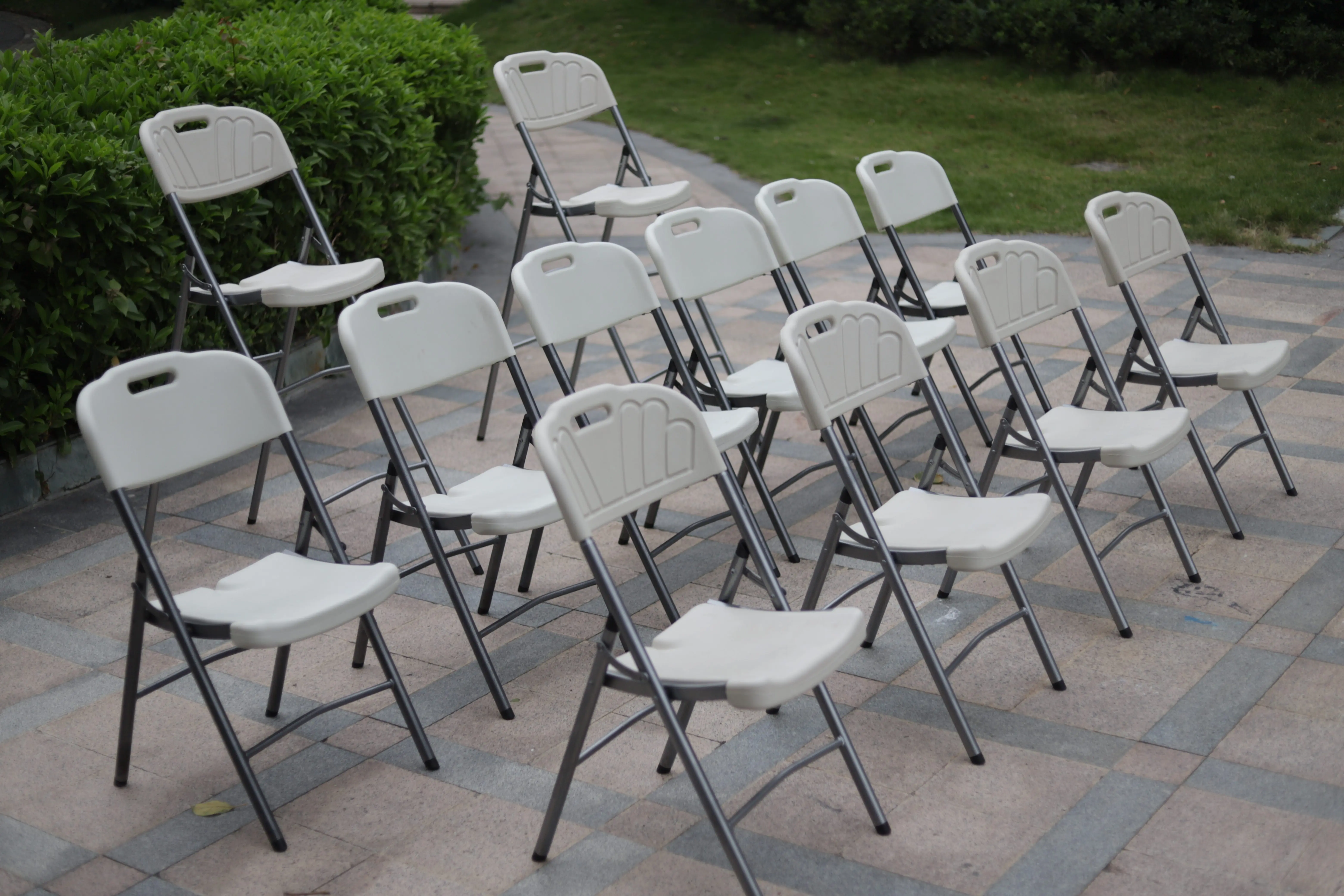 Heavy-duty White Hdpe Silla Plegable Plastic Folding Chair Metal Frame ...