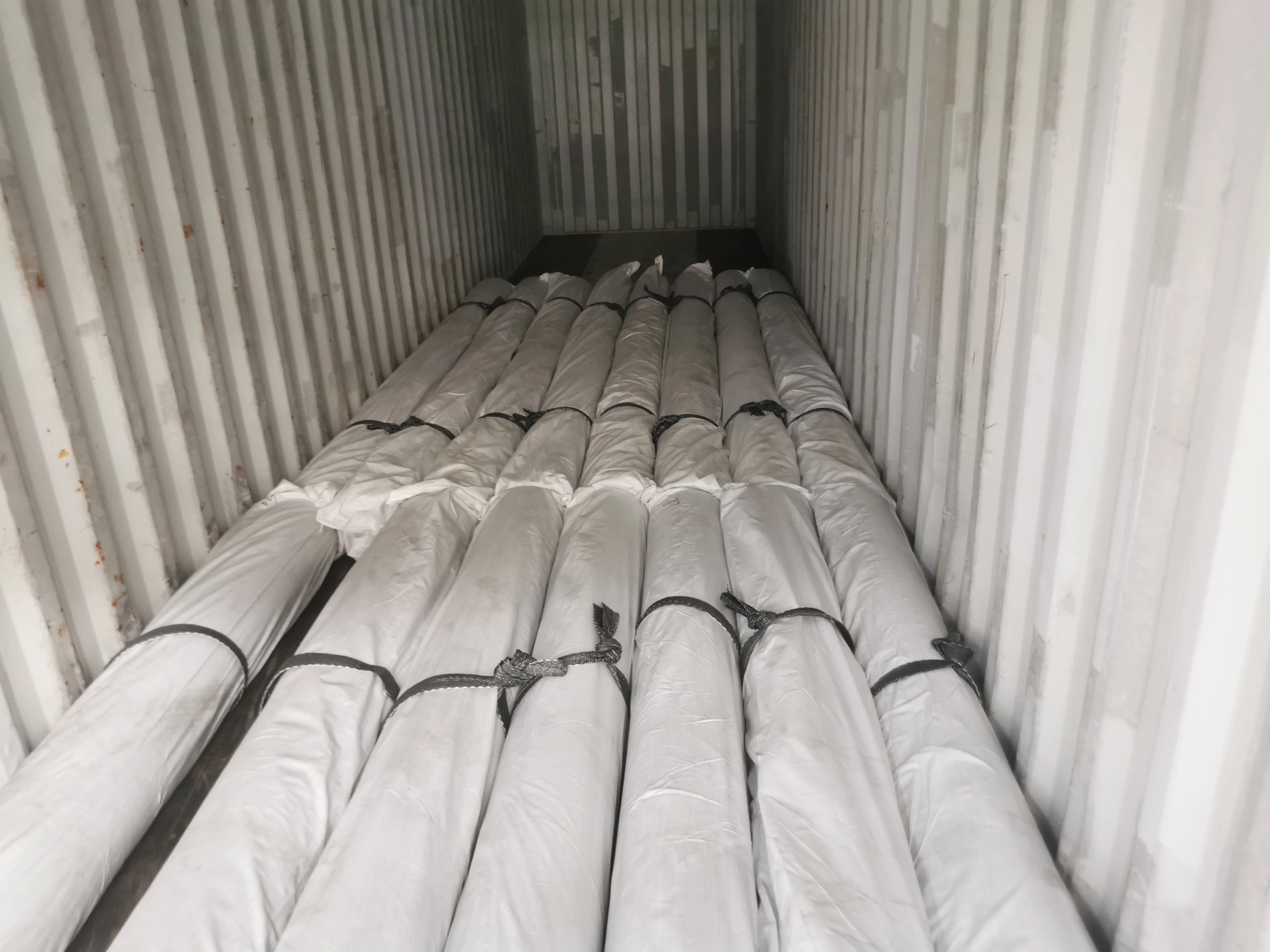 1.5 Mm Pig Farm Lining Hdpe Ldpe Geomembrane Dam Liner In Kenya - Buy 1 ...