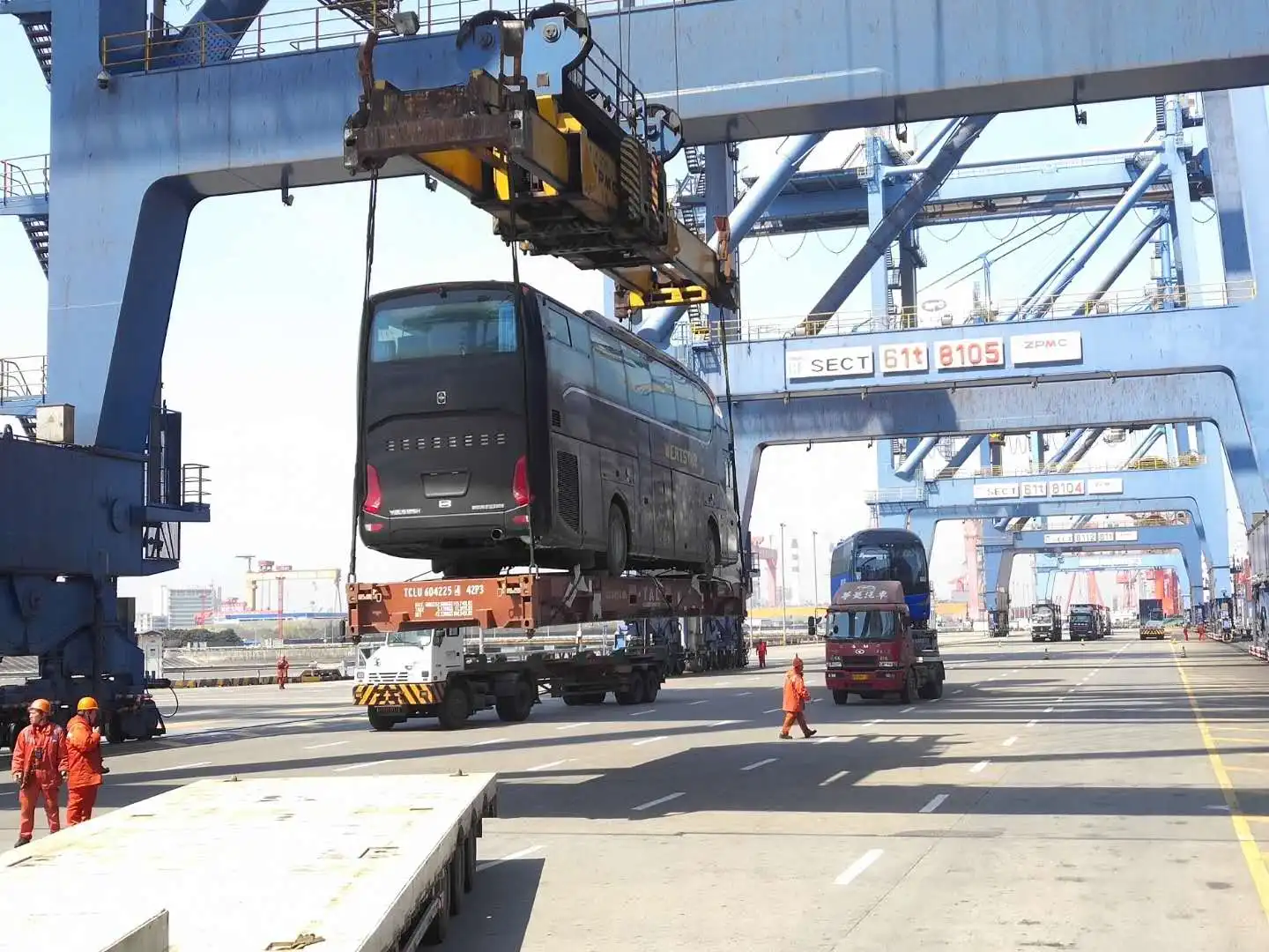 Dongfeng 4x4 Off-road Euro V Diesel Automatic Pickup Euro V+obd 103kw ...