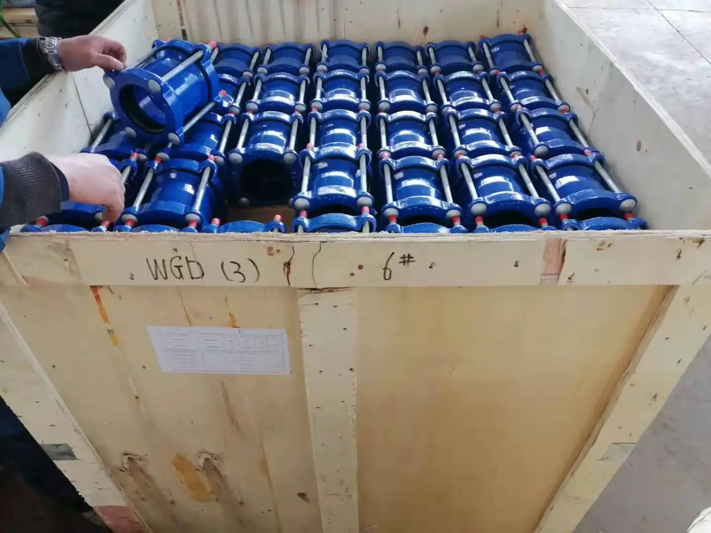 China Factory Made Joint Universal Coupling Gibault for Pipe