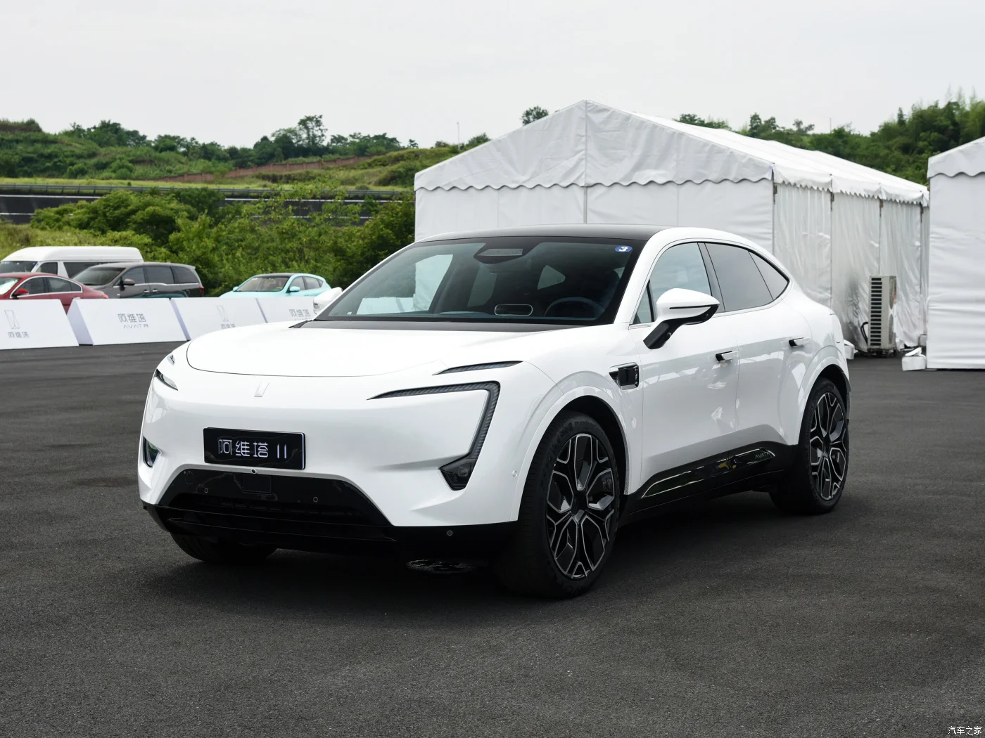 Avatr 11 Electric Car 2024 600km 705km Long Cruising Range Dual Motor ...