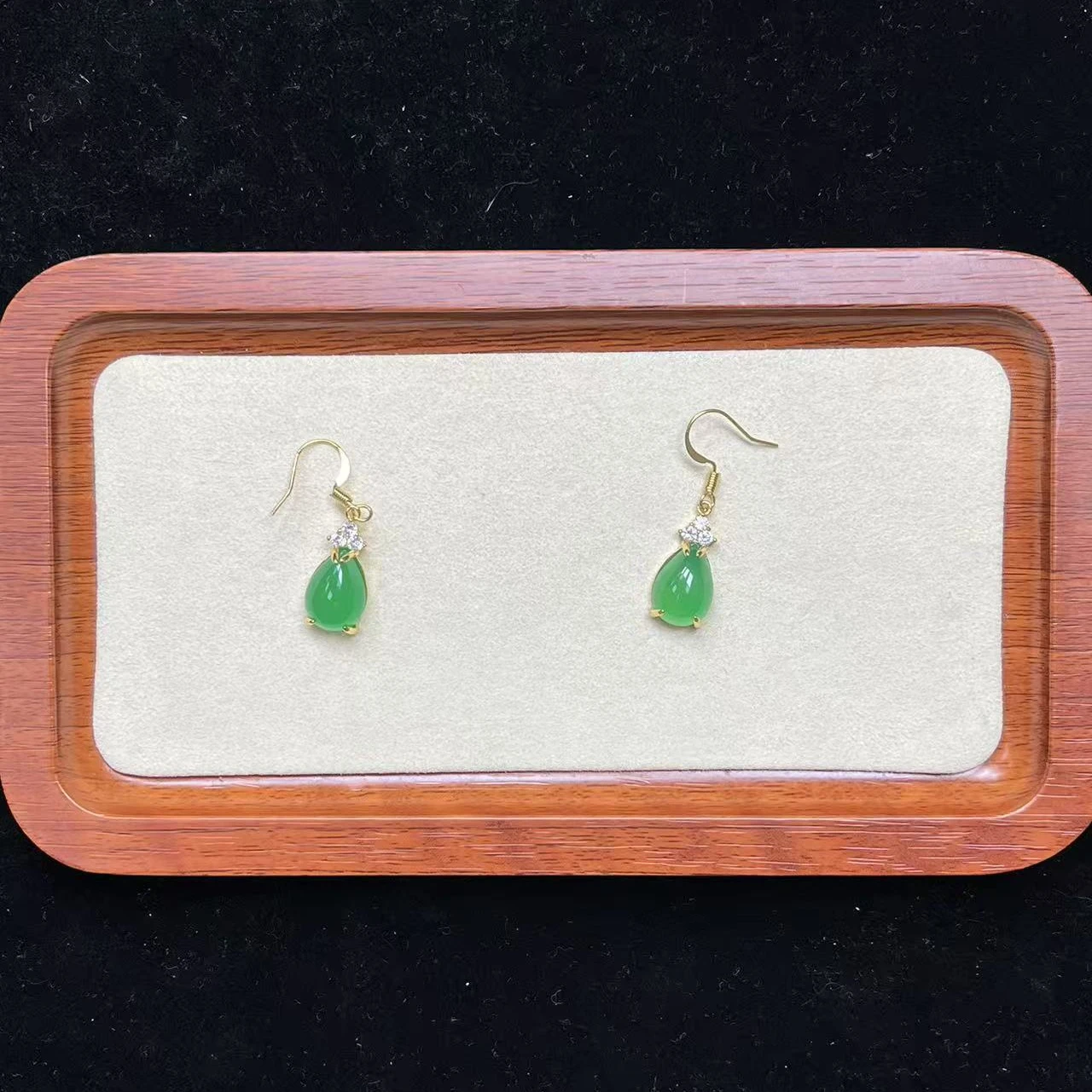 Classic Jade Brass Water Drop Pendant with Jade Drop Earrings Women's ...