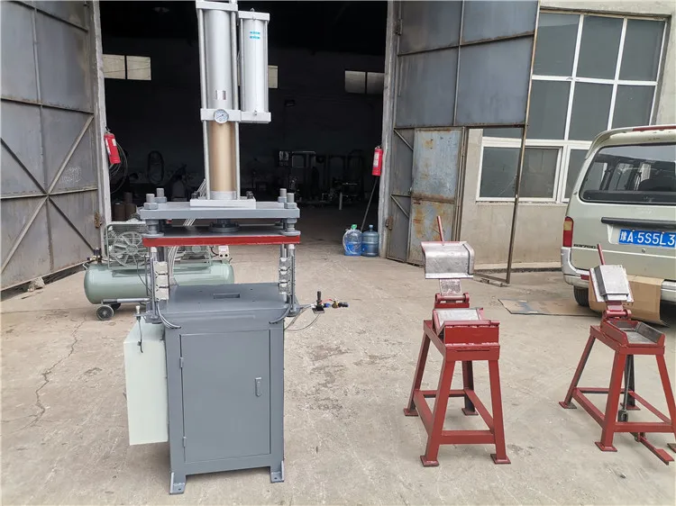 Hydraulic Laying Interlocking Roll Forming Clay Roof Tile Making ...