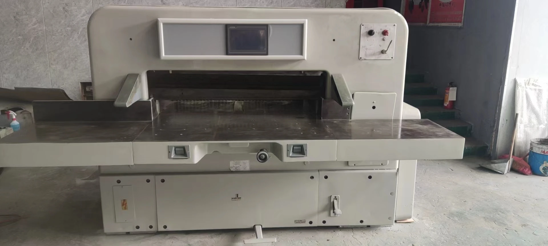 Heavy Duty Smart Cutter Machine for Paper Processing - Computer Control ...