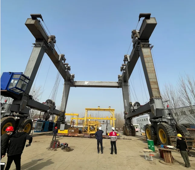 Shipyard Using Travel Lift Hoist Yacht Crane 150ton 200ton 250 Ton Boat ...